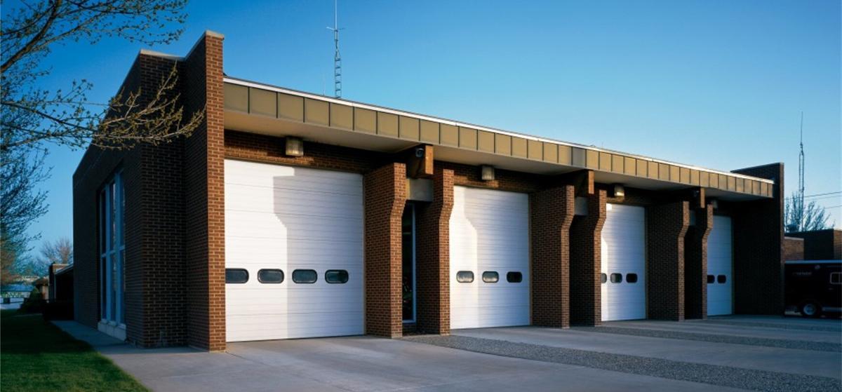 ,Medium & Light Duty Thermacore® Overhead Door Grand Islnad